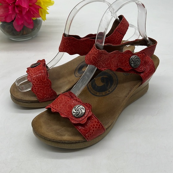 Wanda Panda | Shoes | Wanda Panda Wedge Leather Sandal Red Orange Size ...